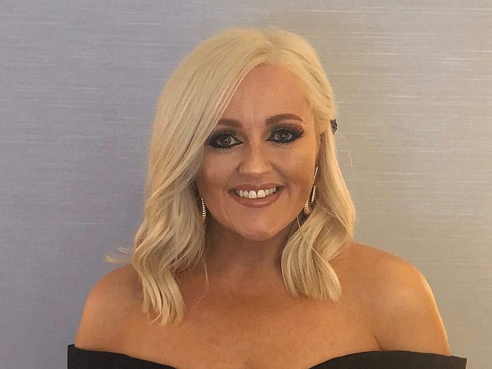 Laura Mac - Entertainment Agency Bolton | CREEME